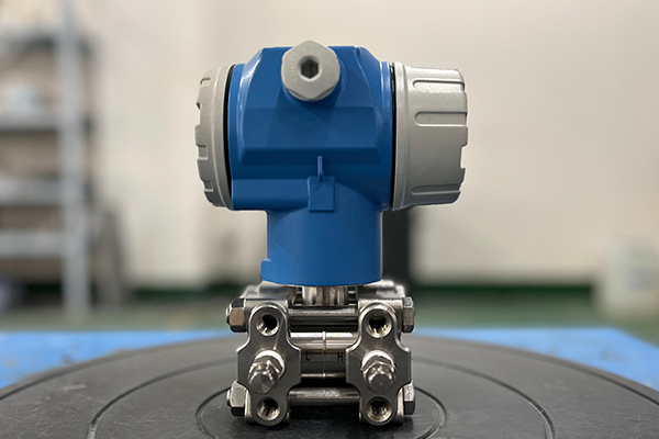 Difference Between Differential Pressure Transmitter and Smart Pressure ...